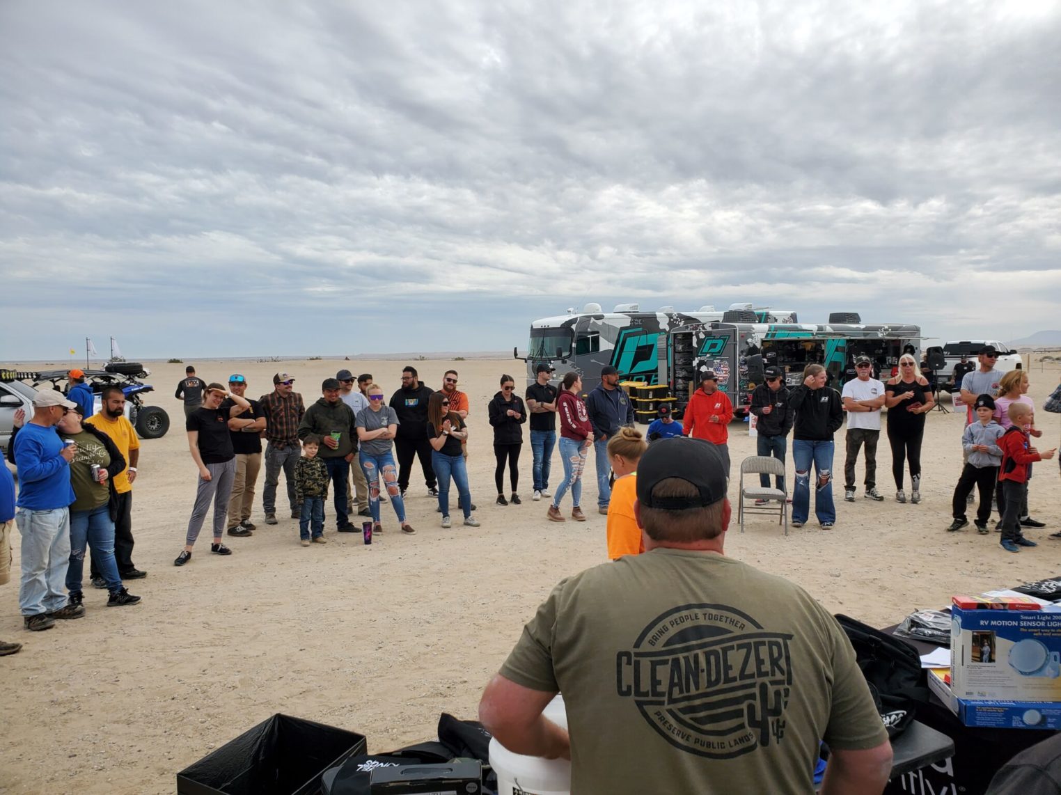 Tread Lightly! And Clean-Dezert Clean Up Truckhaven | Off-Road Expo