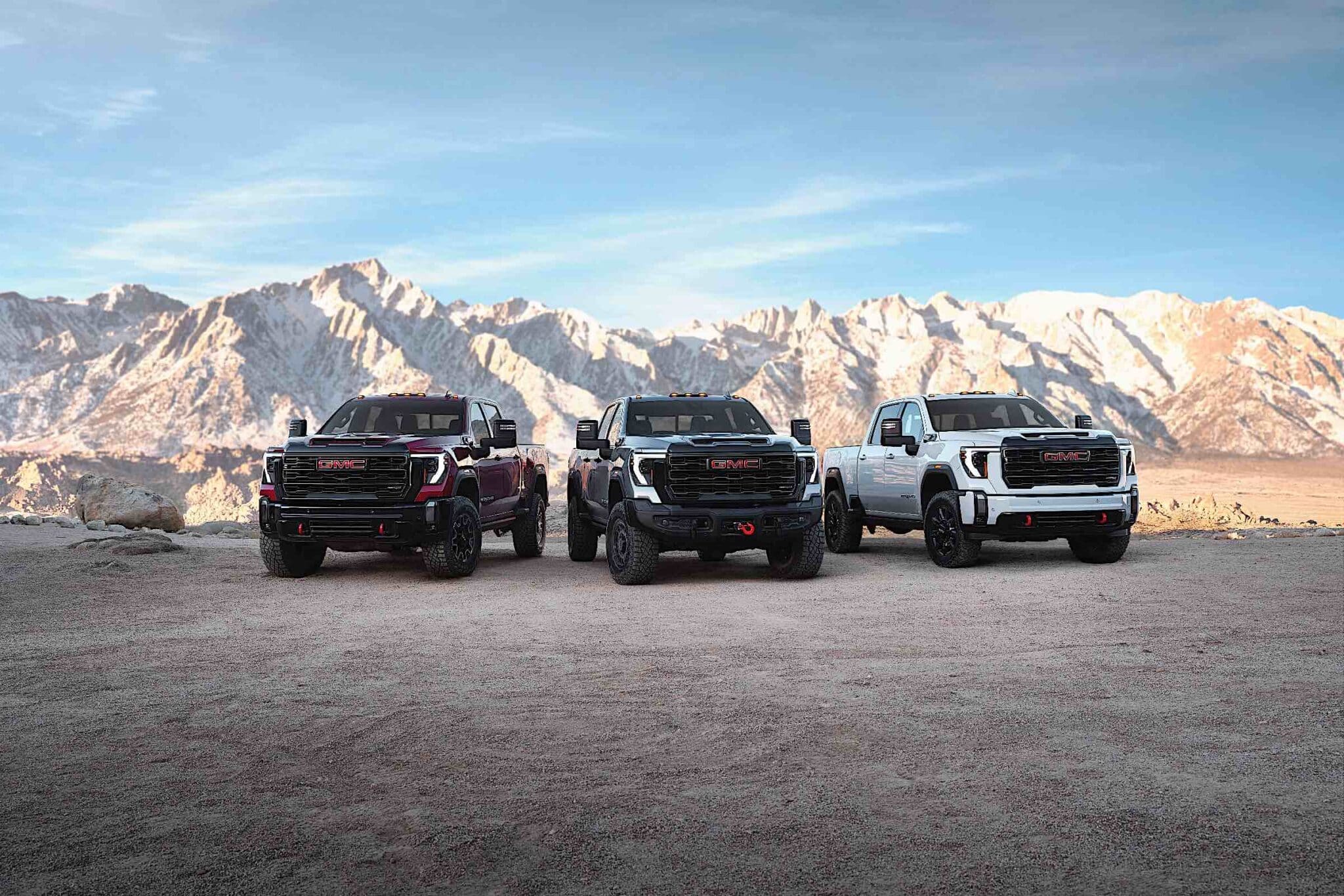 First-Ever GMC Sierra HD AT4X And Extreme AEV Edition | Off-Road Expo